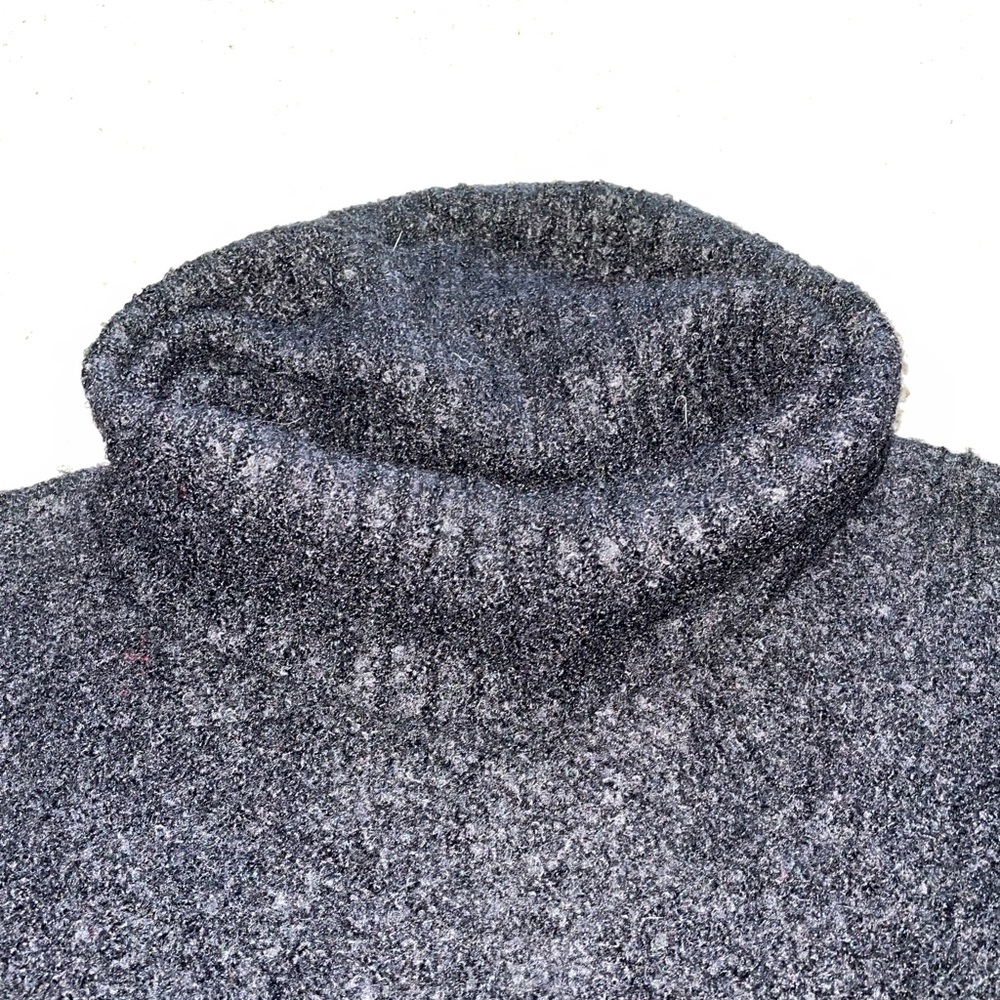 Baby Alpaca Peruvian Connection Black Cropped Turtlen… - Gem